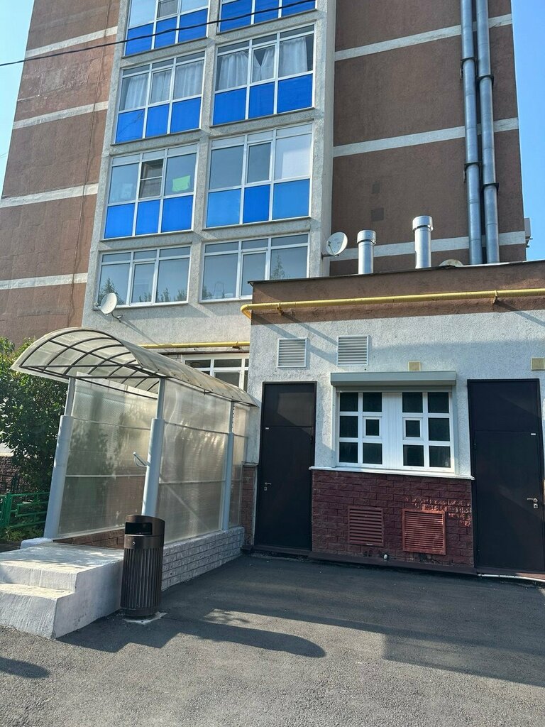 Çatı ve çatı materyalleri MIK-Volga, Nijegorodskaya oblastı, foto