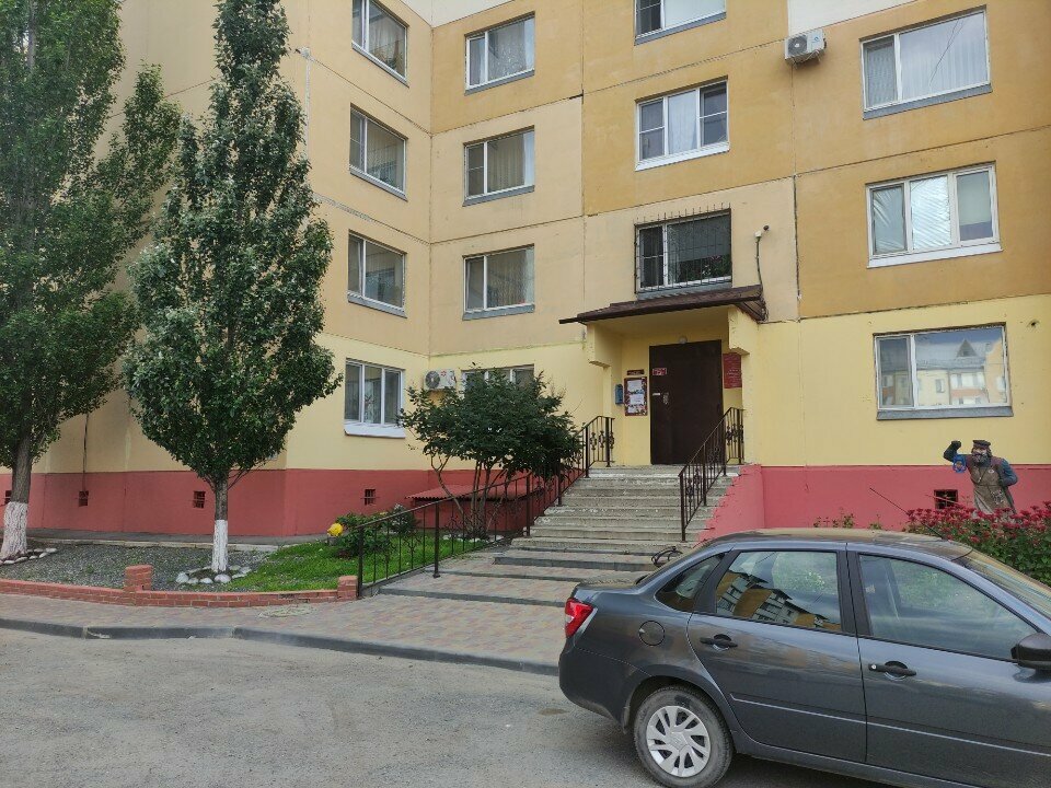 Bina, site yönetimi ТСЖ Наш Дом, Omsk, foto