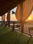 Paradise Hotel (Прибрежная улица No:12А, село Штормовое), otel  Kırım Cumhuriyeti'nden