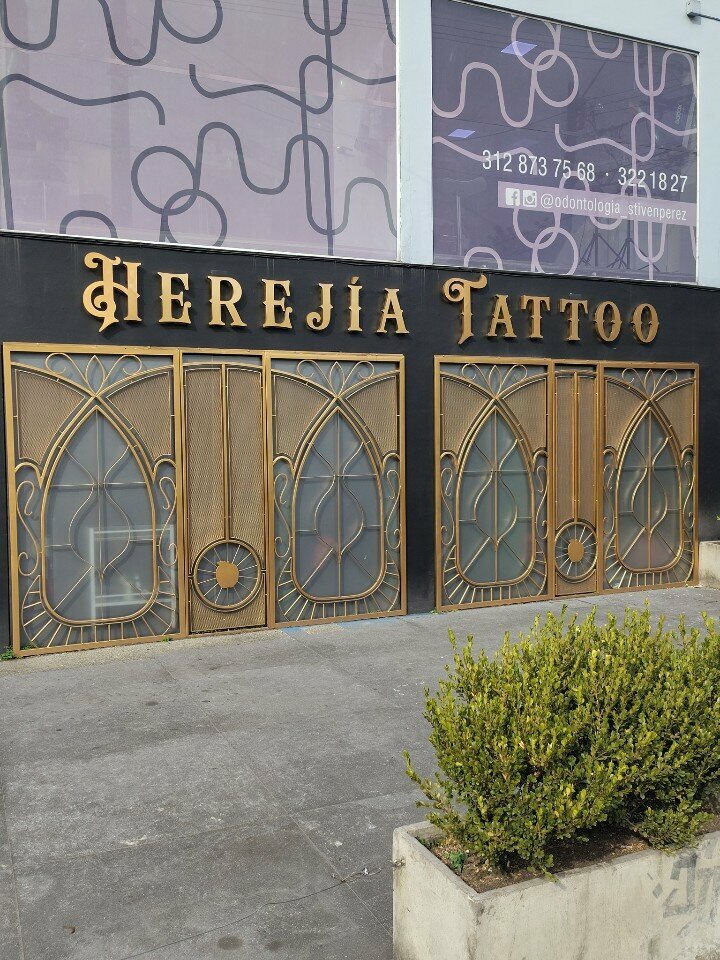 Dövmeciler Herejía Tattoo Studio, Medellin, foto