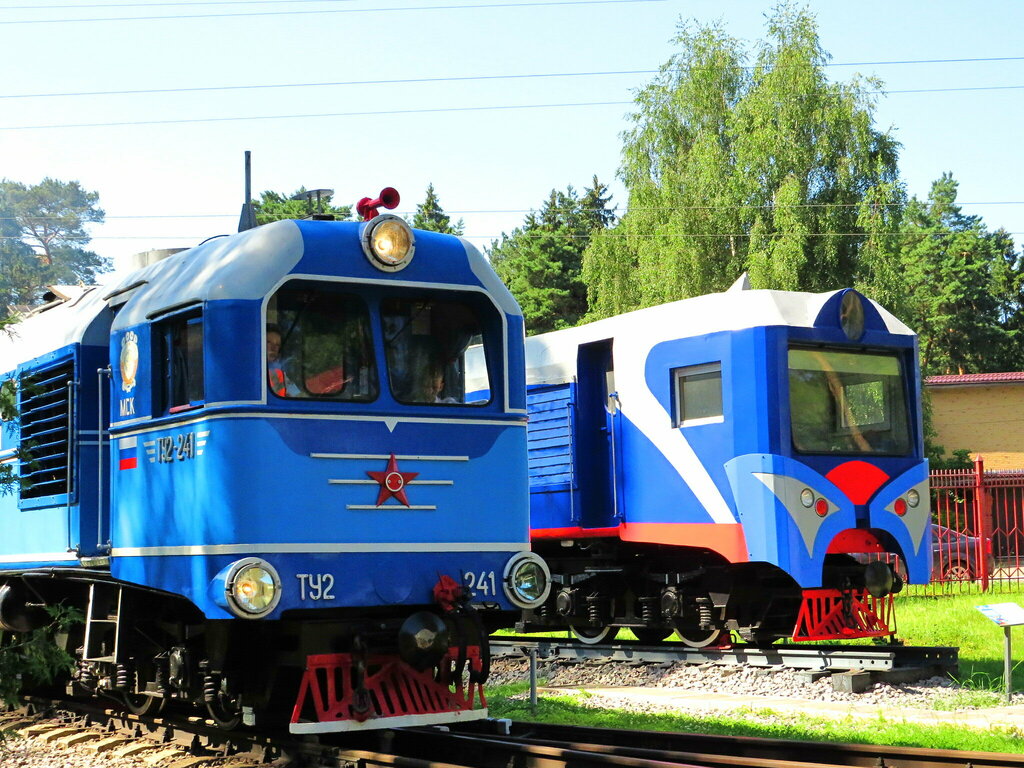 Teknoloji anıtı Тепловоз ТУ2-078, Moskova ve Moskovskaya oblastı, foto