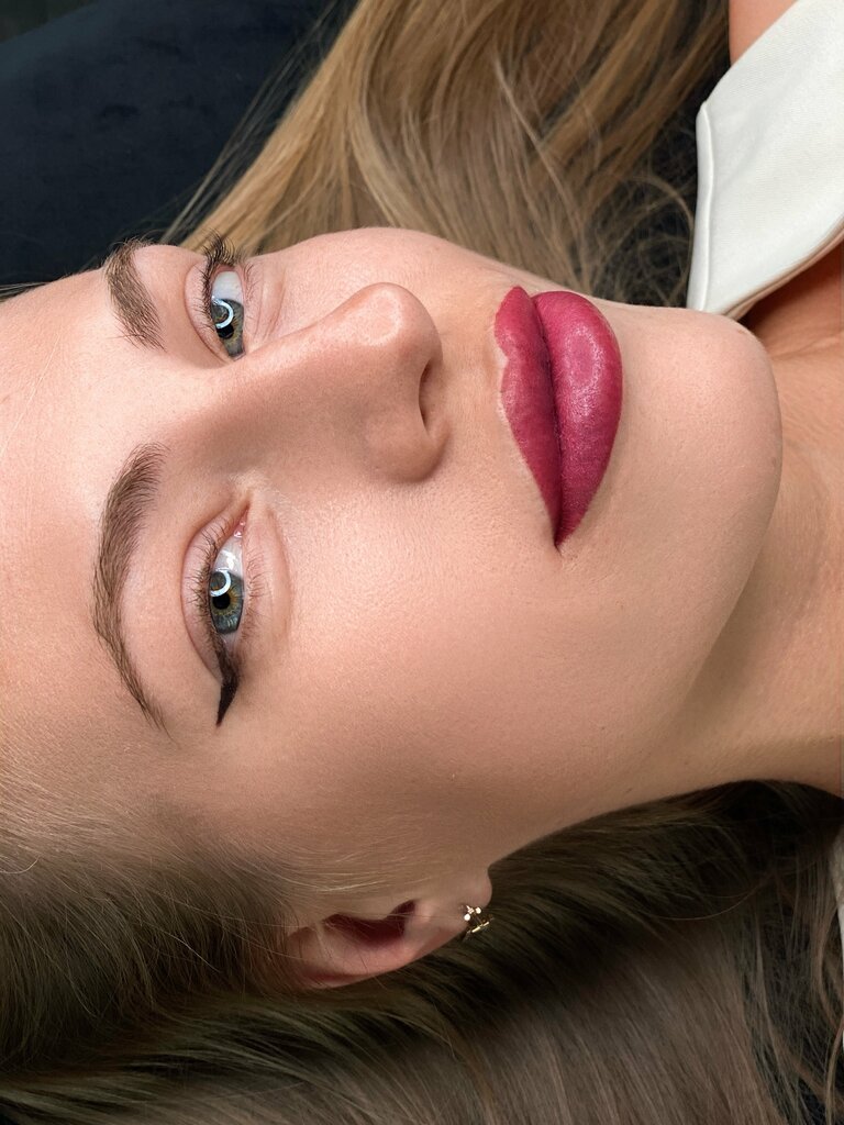 Kalıcı makyaj stüdyosu Ариэль, Krasnodar, foto