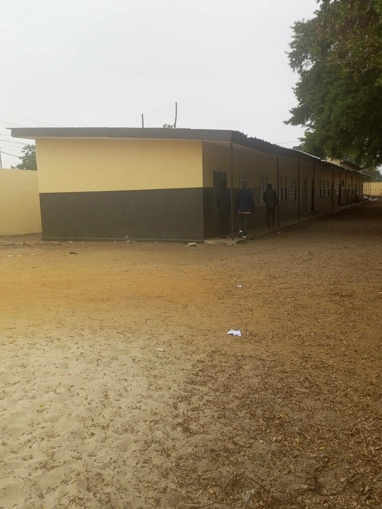 i̇lkokul Airport School Group 1 and 2, Abican, foto