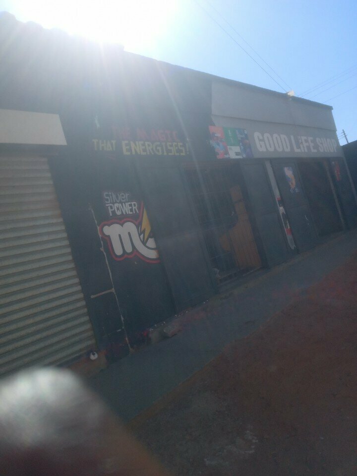 Market Y2K Investment, Lusaka, foto