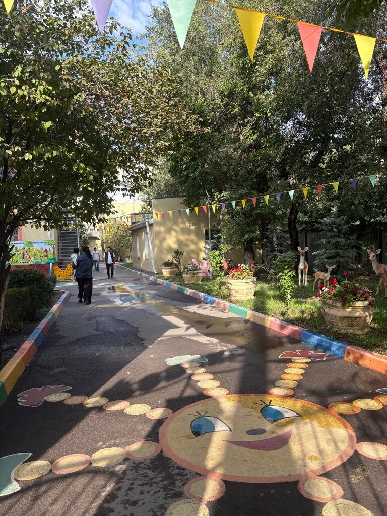 Anaokulları Gkkp yasli-sad № 16, Almatı, foto