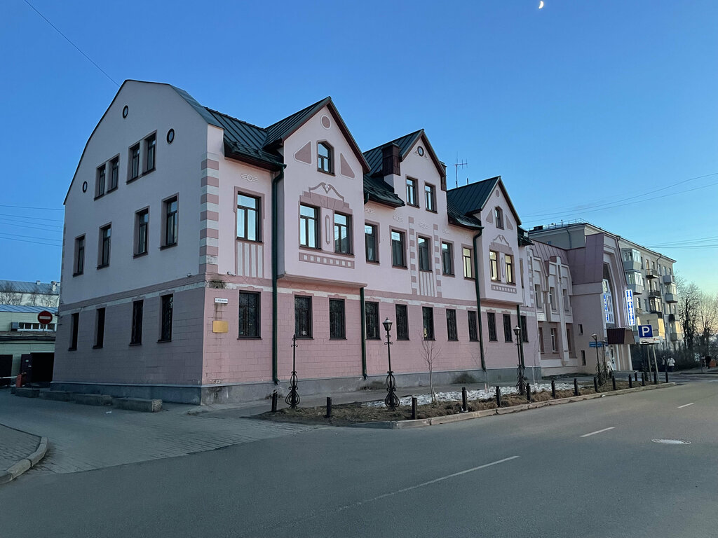 Turistik yerler Дом К. Ю. Спаде, Arhangelsk, foto