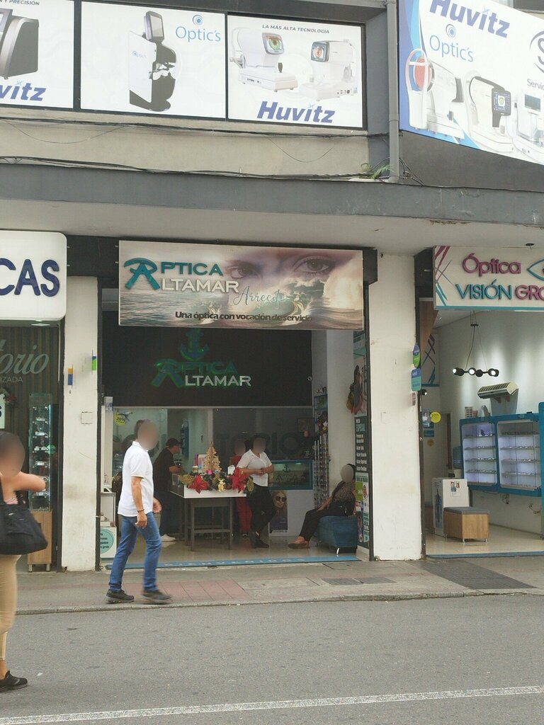 Özel muayenehaneler Óptica Altamar Arrecife, Medellin, foto