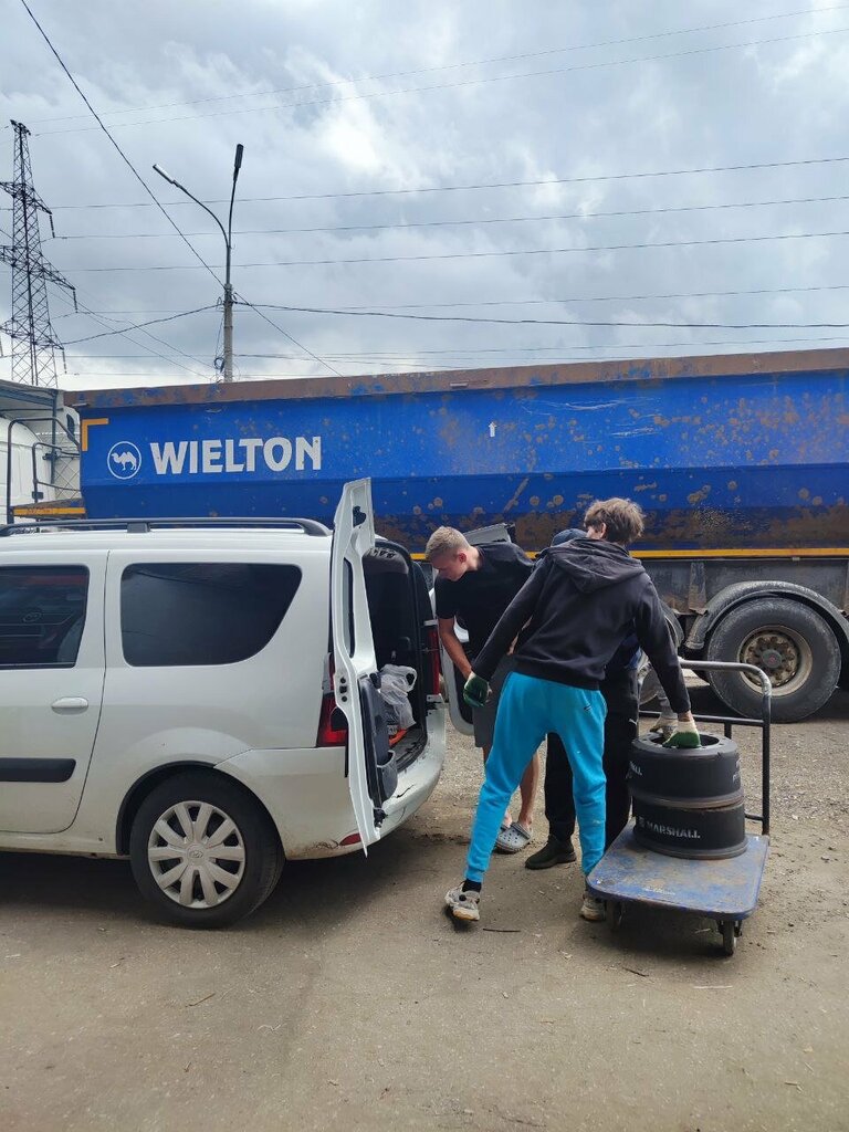 Otomobil yedek parçaları Автокомпонент, Samarskaya oblastı, foto