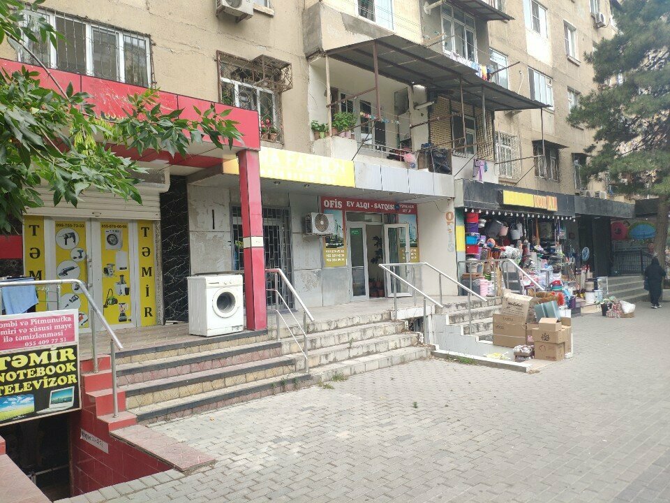 Emlak ofisi Ofis, Bakü, foto
