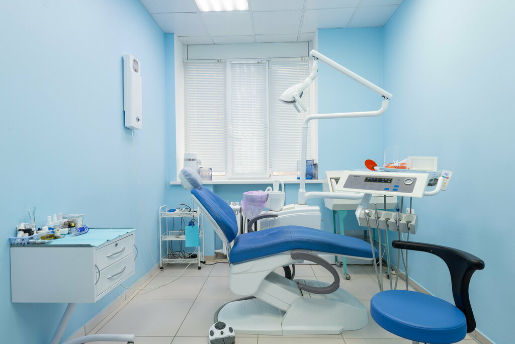 Özel ağız ve diş sağlığı klinikleri ve muayenehaneleri Tushino, Moskova, foto