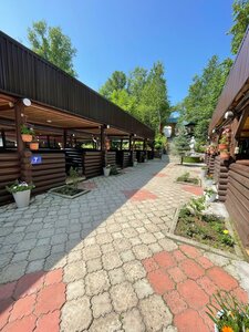 Malenkaya Armeniya (Tikhookeanskaya Street No:72А), kafe  Habarovsk'tan