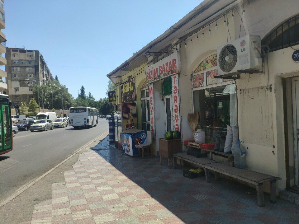 Manavlar Bizim Bazar, Bakü, foto