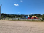Playground (Perm Territory, Solikamskiy gorodskoy okrug, posyolok Usovskiy, Tsentralnaya ulitsa), oyun alanı  Permski krayından