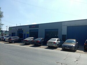 АвтоТехник (Tsvetochnaya Street No:7/1А), otomobil servisi  Ufa'dan