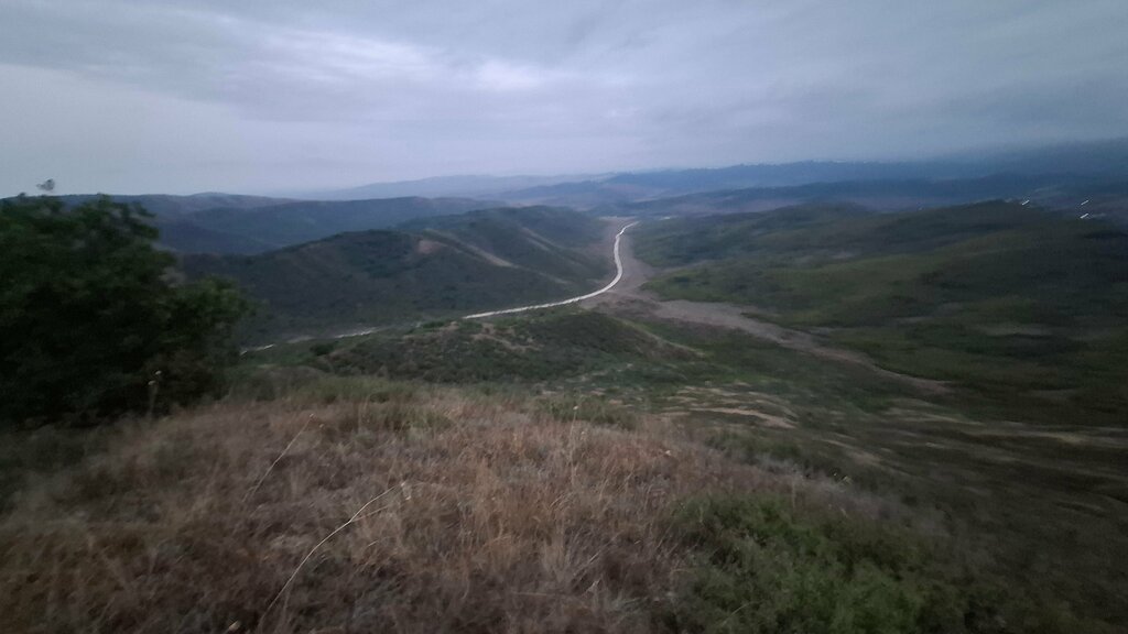 Dağ zirvesi Яшкент-Теки, Dağıstan, foto