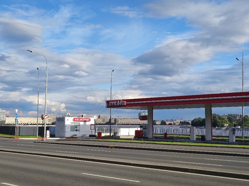 Benzin istasyonu Avtomat, Saint‑Petersburg, foto