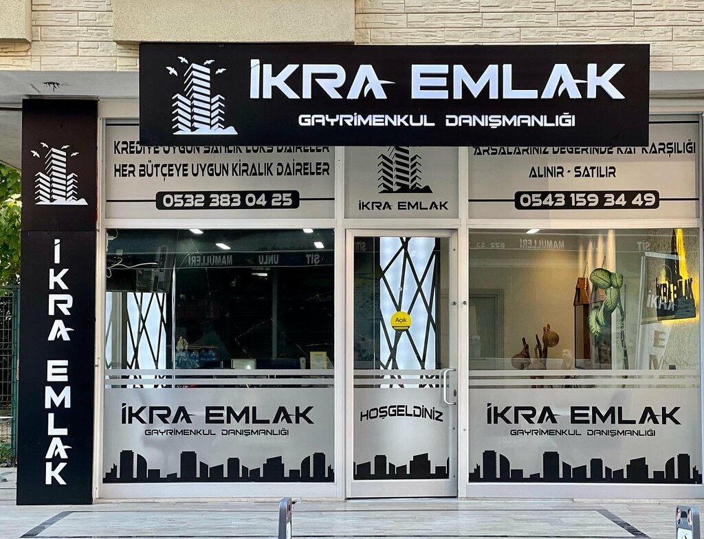 Emlak ofisi İkra Emlak, İstanbul, foto