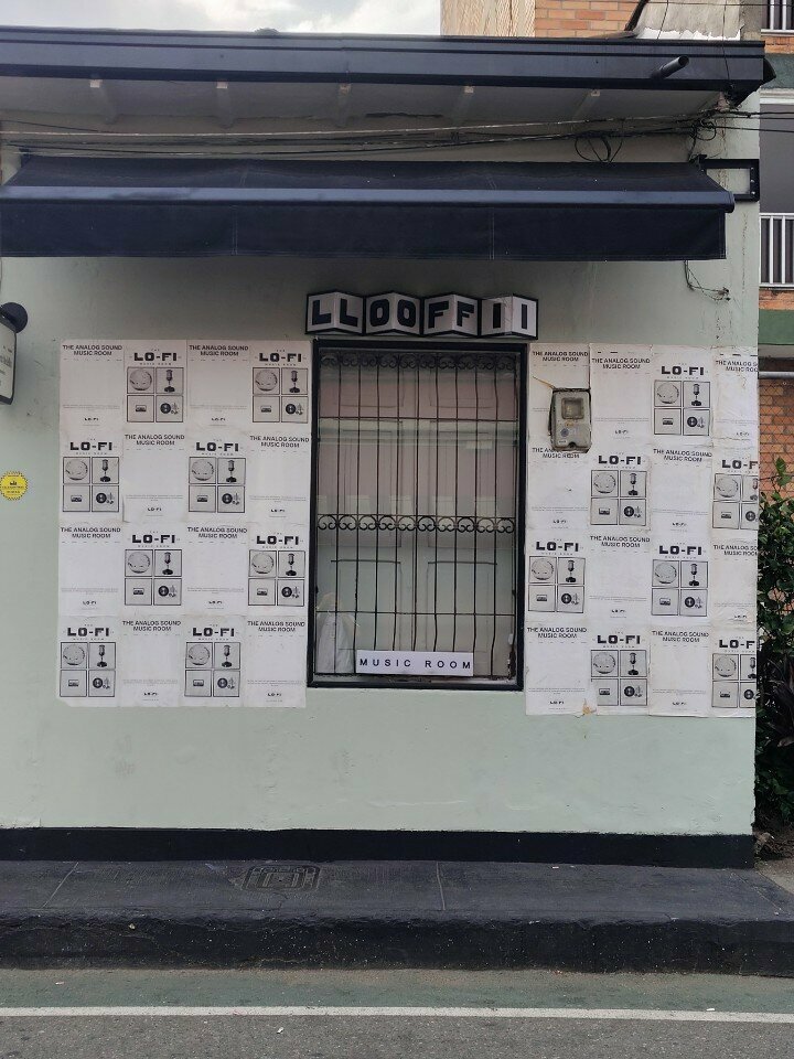 Müzik okulları ve konservatuarlar Loffi Analog Music Room, Medellin, foto