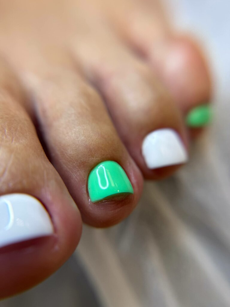 Manikür-pedikür Студия маникюра, педикюра и подологии Monstera, Klin, foto