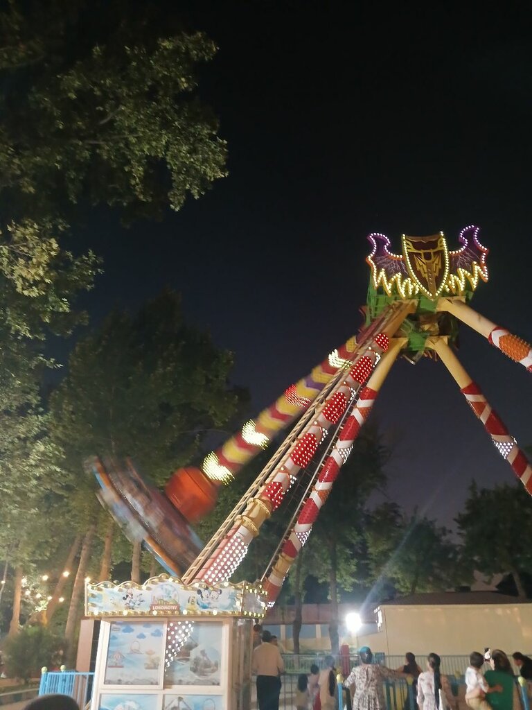 Yapı mağazası Fayz Furnitura, Taşkent, foto