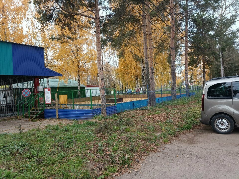 Atraksiyon Бассейн с электролодочками, Kirov, foto