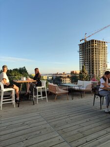 Ронни на Крыше (Karla Marksa Street No:246), restoran  Izhevsk'ten