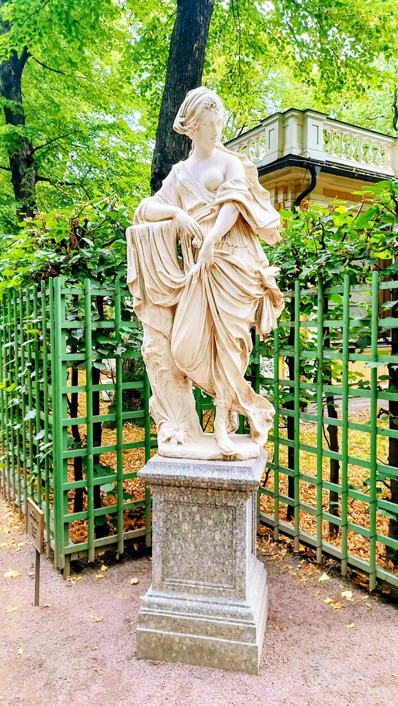 Park, sokak heykeli Нимфа летнего сада, Saint‑Petersburg, foto