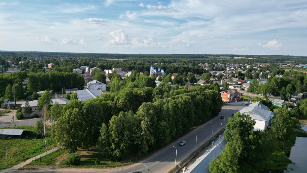 Ortodoks kiliseleri Tserkov Uspeniya Presvyatoy Bogoroditsy v Kichmengskom Gorodke, Vologodskaya oblastı, foto