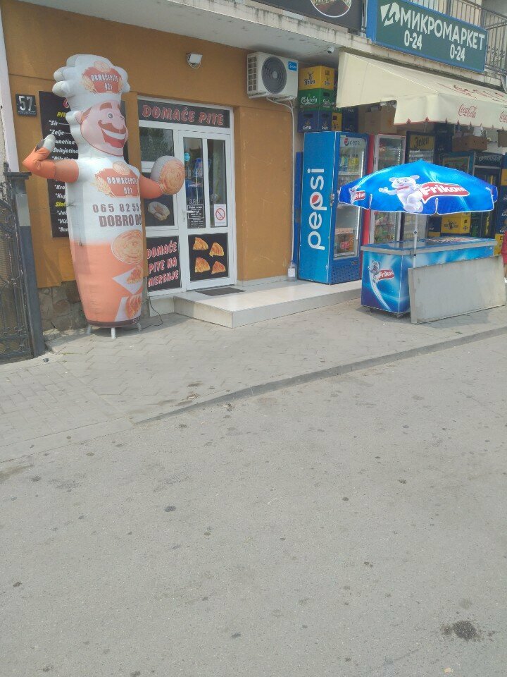 Ekmek fırını Domaće Pite, Novi Sad, foto