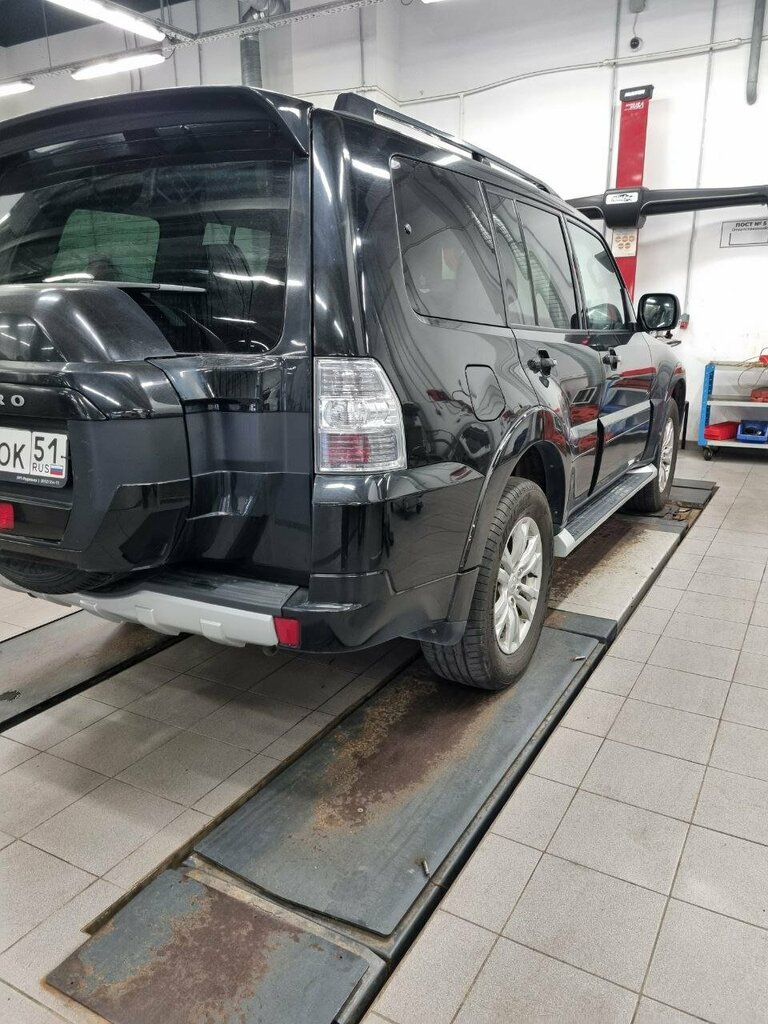 Otomobil servisi Аксель Mitsubishi, Murmansk, foto