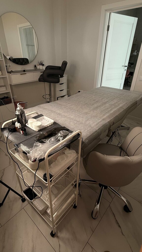 Kalıcı makyaj stüdyosu Manuilova. Pmu, Semikarakorsk, foto