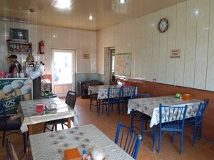 Kafe (ЕlIaga Vahid Street No:350, Village of Masazir), kafe  Abşeron ilçesinden