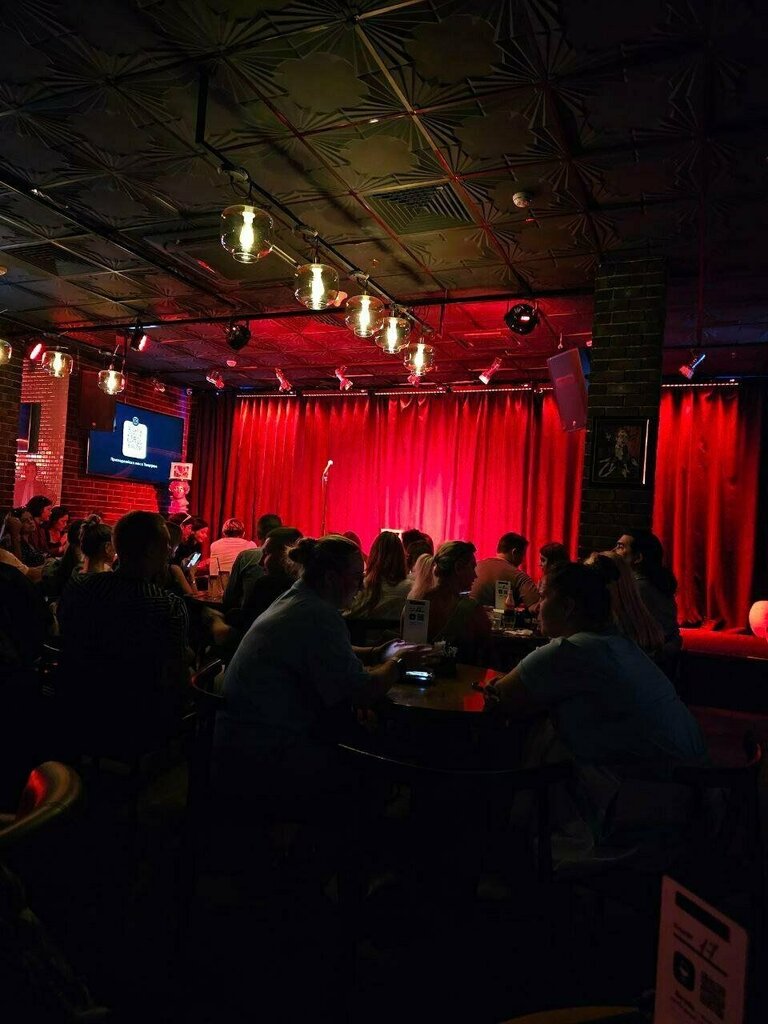 Standup kulübü StandUp Cafe, Moskova, foto