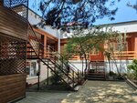 Сосновый двор (Chernomorskaya Street No:4/3, Divnomorskoye Village), otel  Krasnodarski krayından