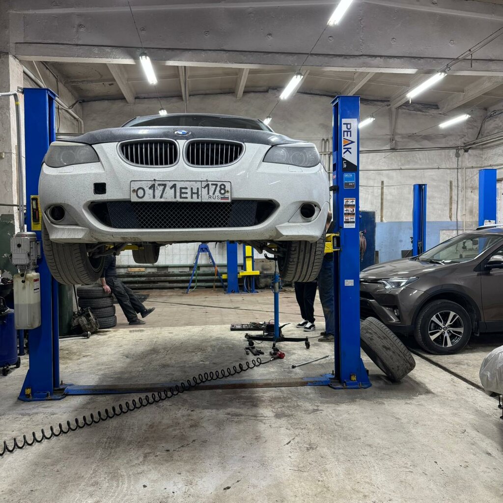 Otomobil servisi Юнис-Авто, Yekaterinburg, foto