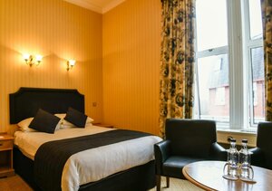 Cairndale Hotel And Leisure Club (Scotland, Dumfries and Galloway, Dumfries, English Street), otel  Dumfries'tan