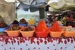 Merkez Çiftçi Çarşısı (Khorezm Region, Khiva, Qiyot Mahallah), gıda pazarı  Hive'den