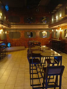 Петрович (ulitsa Lenina No:46), bar  Ust‑Labinsk'ten