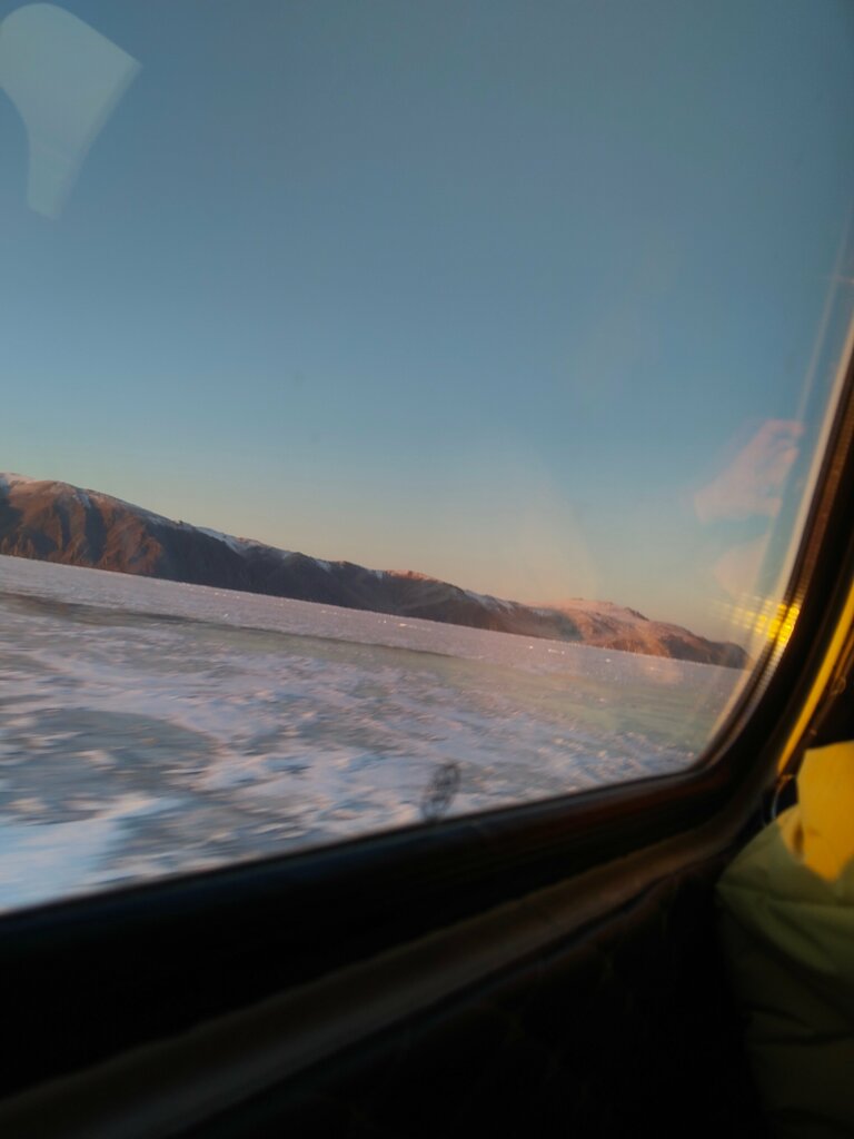 Belediyeler, devlet daireleri Администрация муниципального сельского поселения Уэлен, Chukotka Özerk Bölgesi, foto