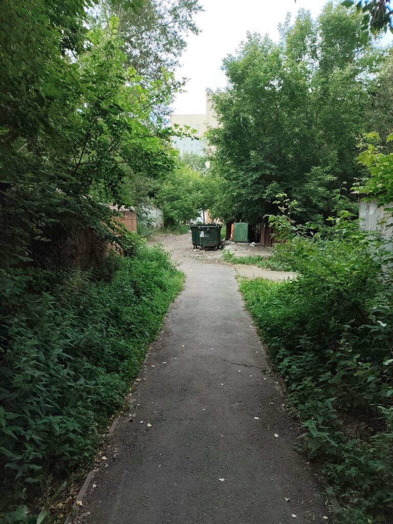 Çöp alanları Trash and garbage disposal area, Yekaterinburg, foto