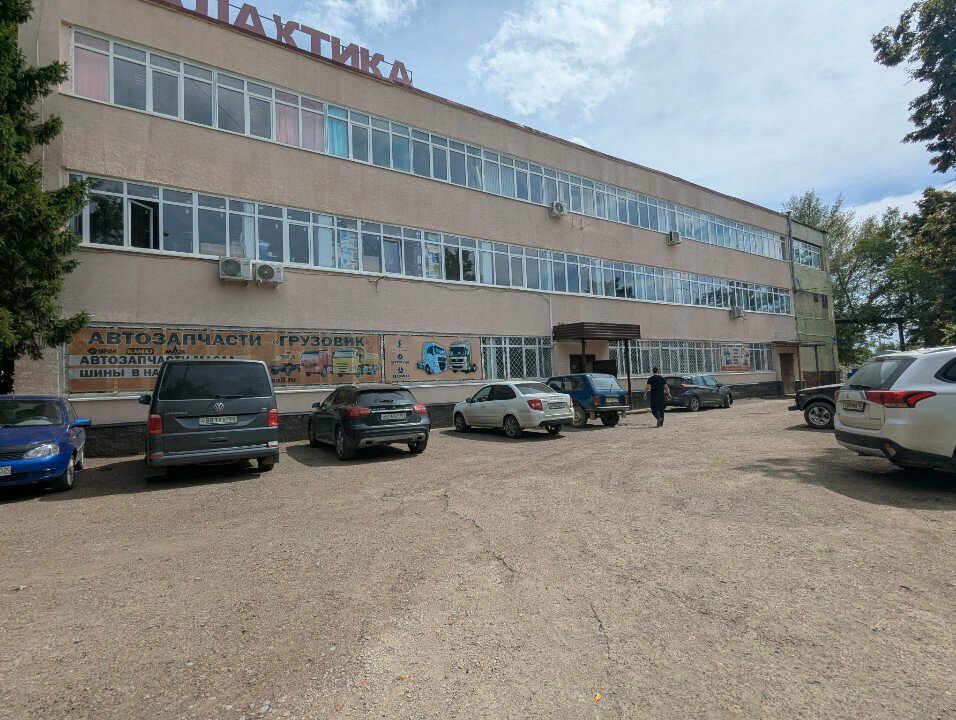 Otomobil yedek parçaları Грузовик, Ufa, foto