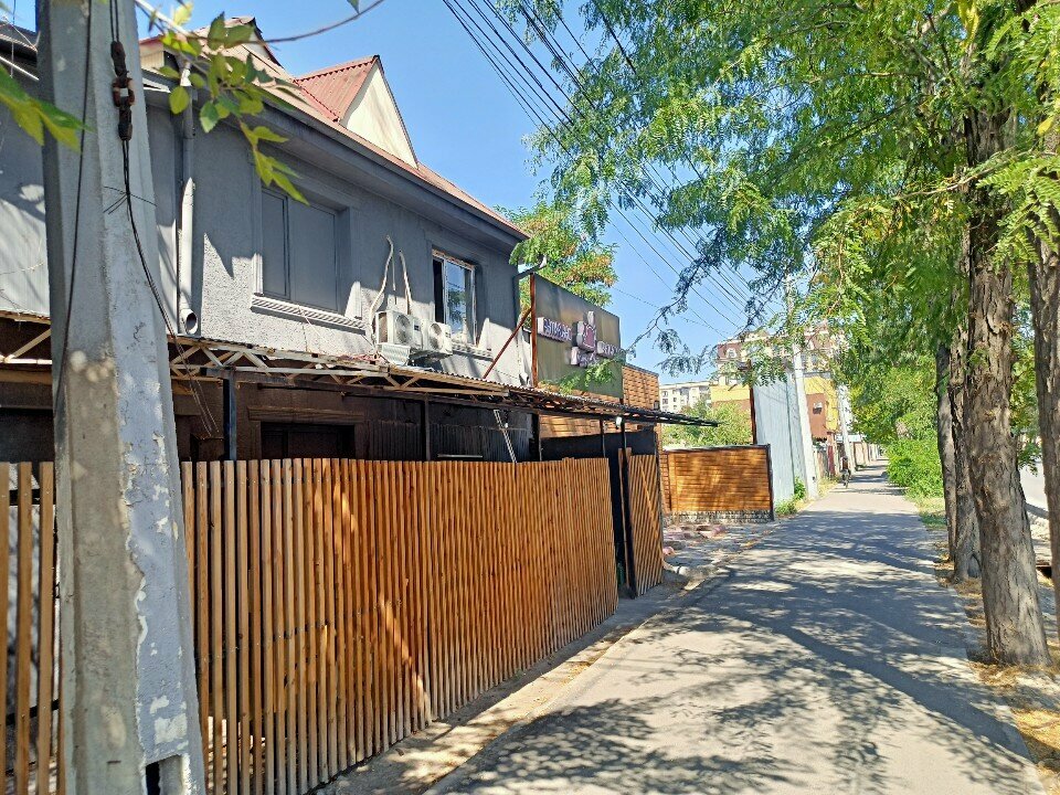 Sinemalar Mouse House, Bişkek, foto