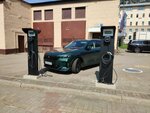 Станция зарядки электромобилей (Petrogradskaya Embankment No:18к4), elektrikli oto şarj istasyonları  Saint‑Petersburg'dan