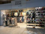 White Room (stradela Alecsandri Vasile No:6/1, municipiul Bălţi), dış giyim mağazası  Beltsi'den