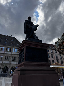 Place Gutenberg (Grand Est, Bas-Rhin, Arrondissement de Strasbourg, Strasbourg, Place Gutenberg), turistik yerler  Strazburg'dan