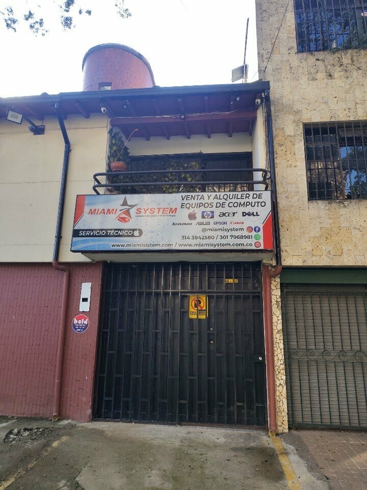 Bilgisayar aksesuarları Miami system, Medellin, foto