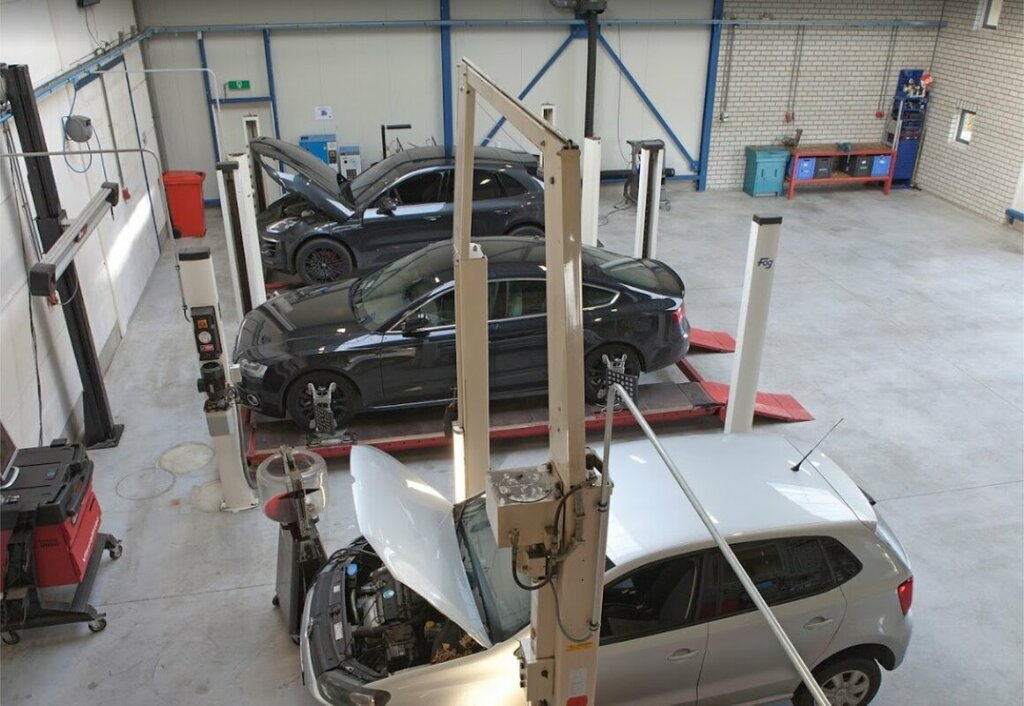 Motor tamiri SMT-Avto, Moskova, foto