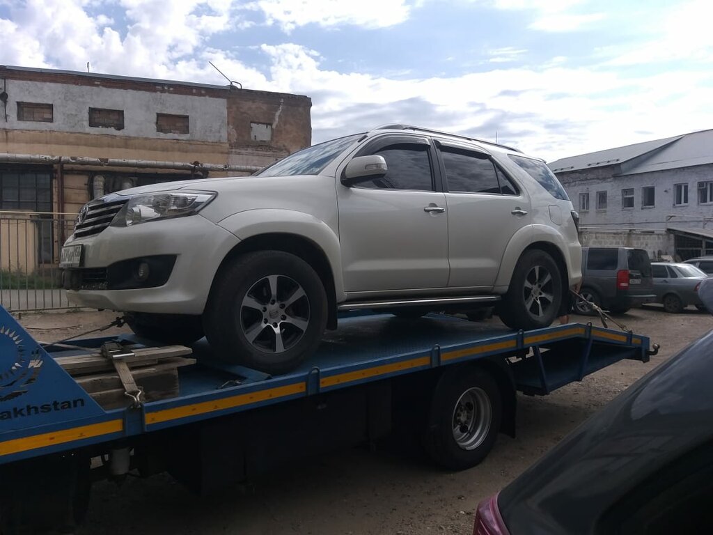 Çekici hizmeti Эвакуатор-156, Orenburg, foto