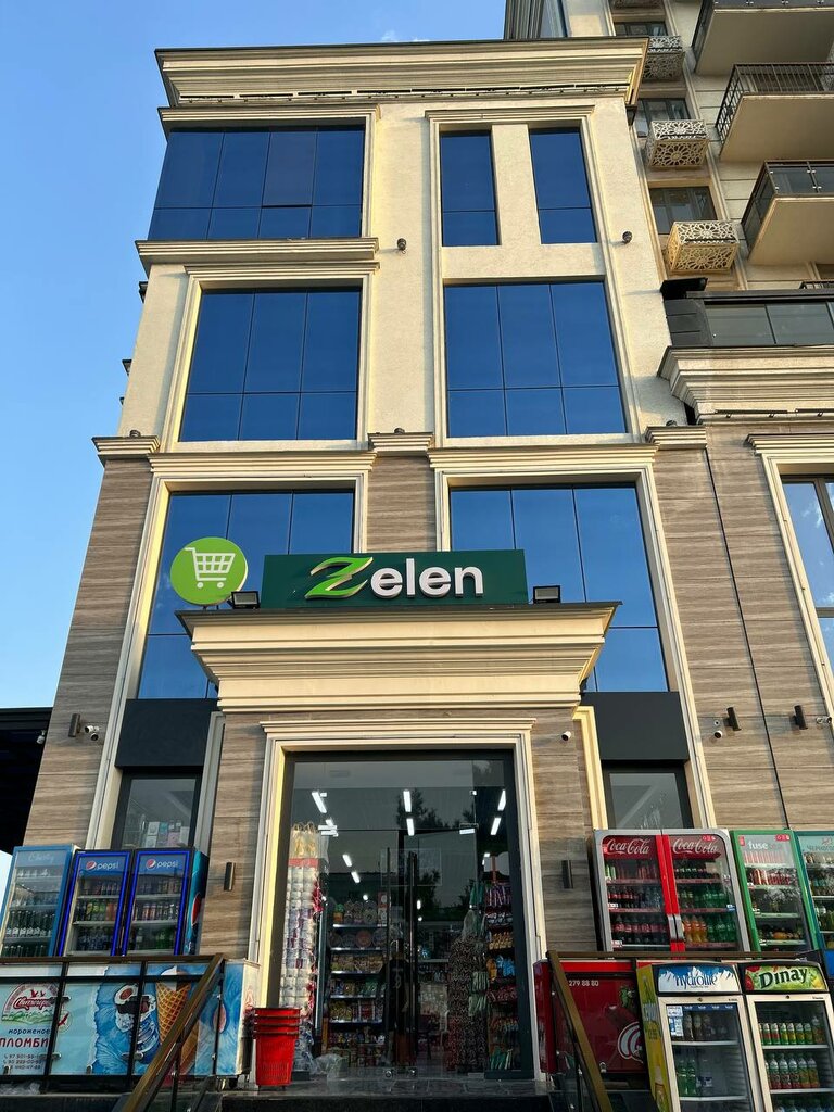 Market Zelen, Nemengan, foto