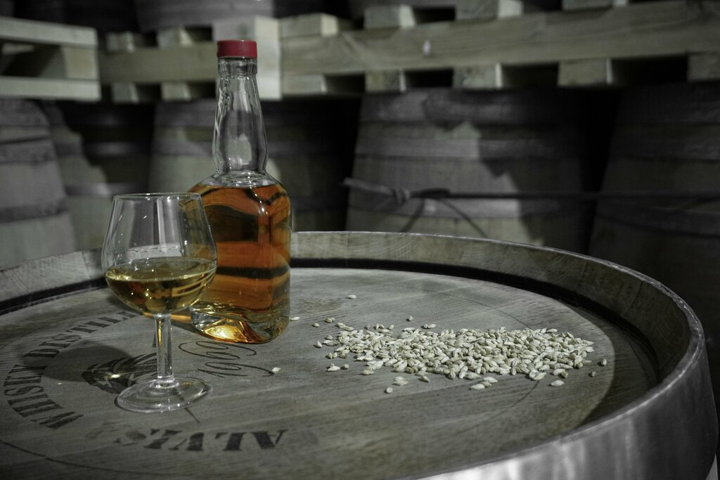 Sanayi kuruluşu Alvisa Whisky Distillery, Stavropolski krayı, foto